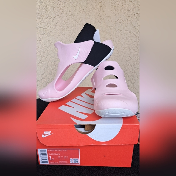 Nike | Shoes | Nike Sunray Protect 3 | Poshmark